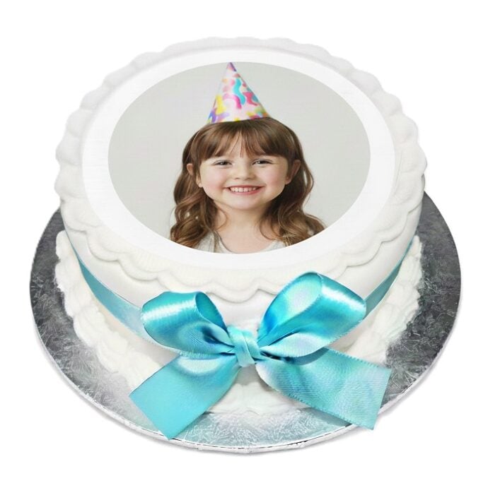 Round Photo Cake - Greenhalgh's Craft Bakery